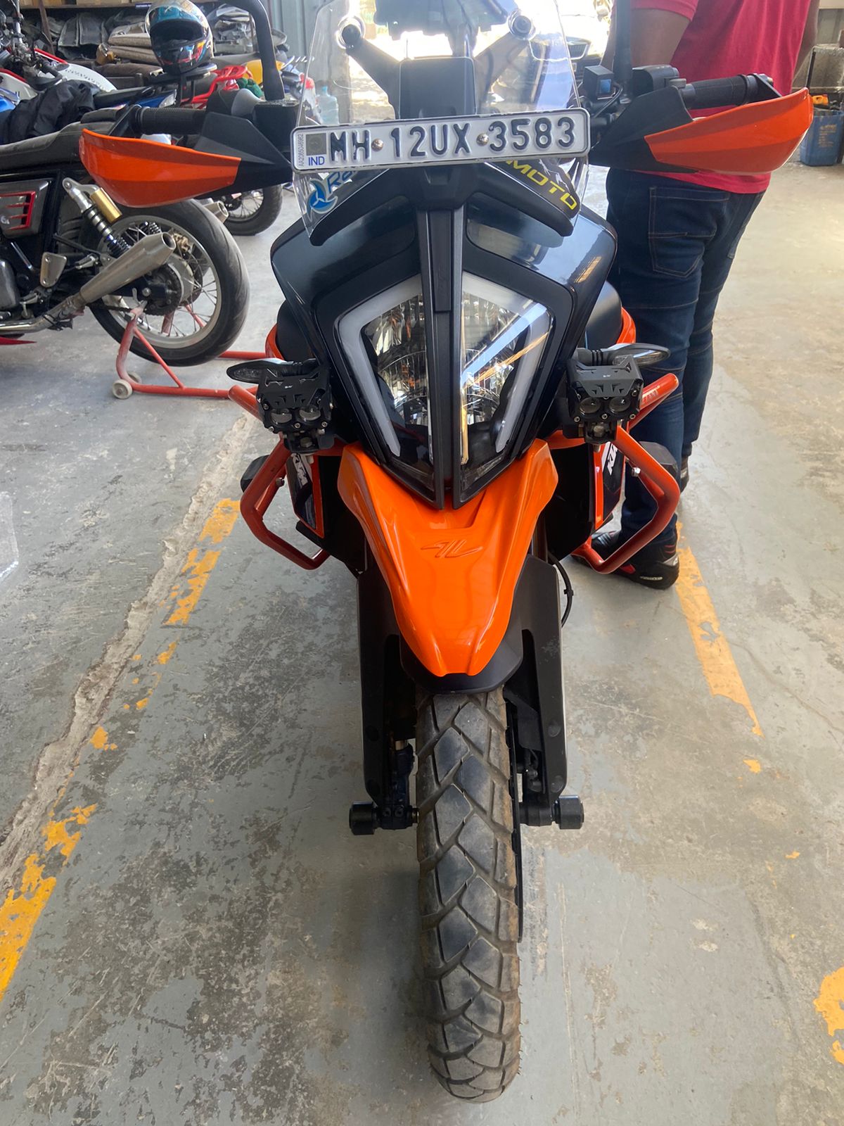 Custom Motorcycle Body Kits India - Royal Enfield, Suzuki, Yamaha ...